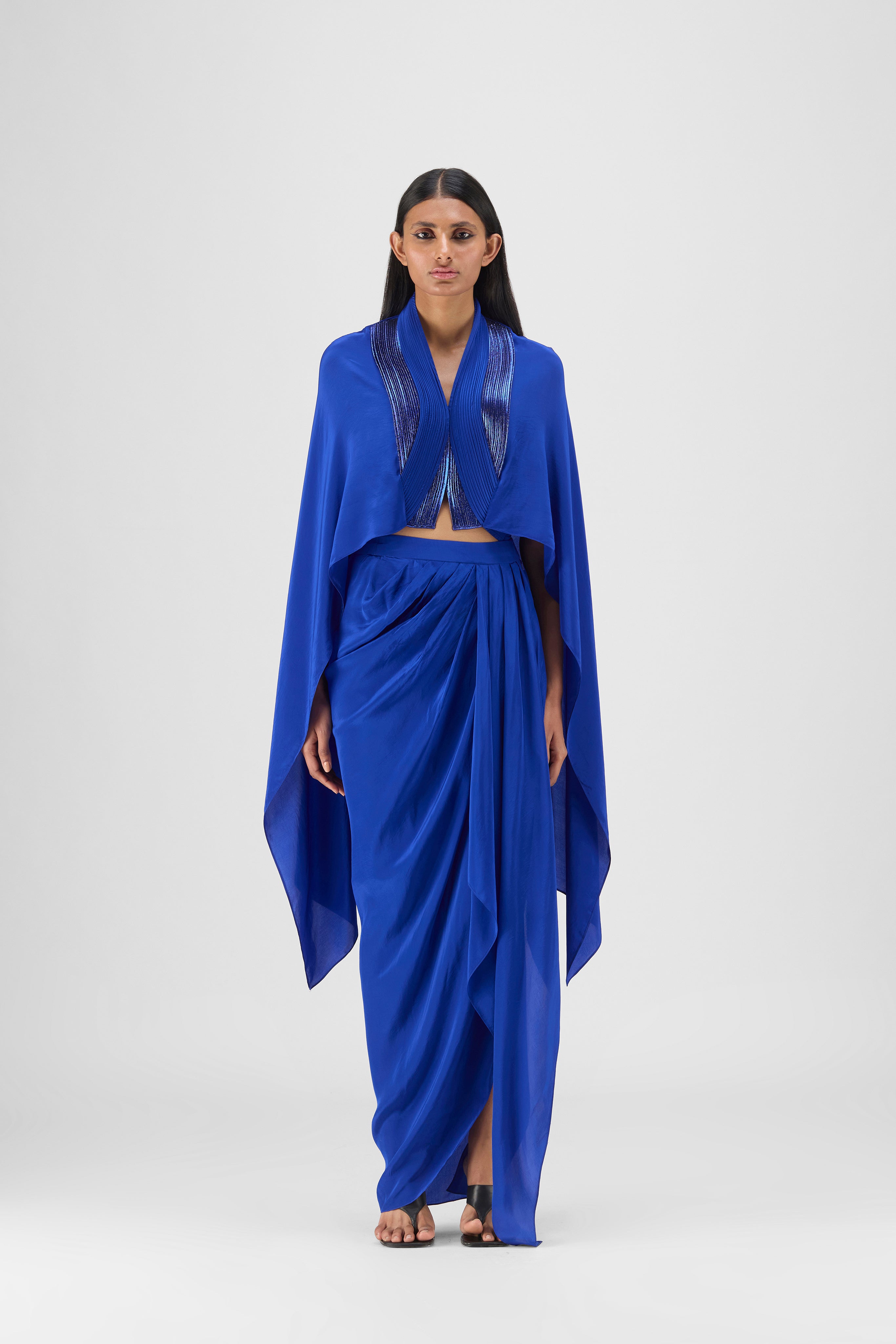 METALLIC STRUCTURED CAPE SET – Amit Aggarwal